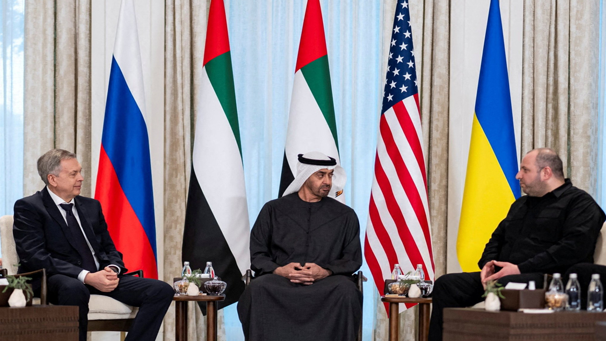 Ukraine–Russia Peace Talks In UAE End Without Deal As Missile Strikes ...